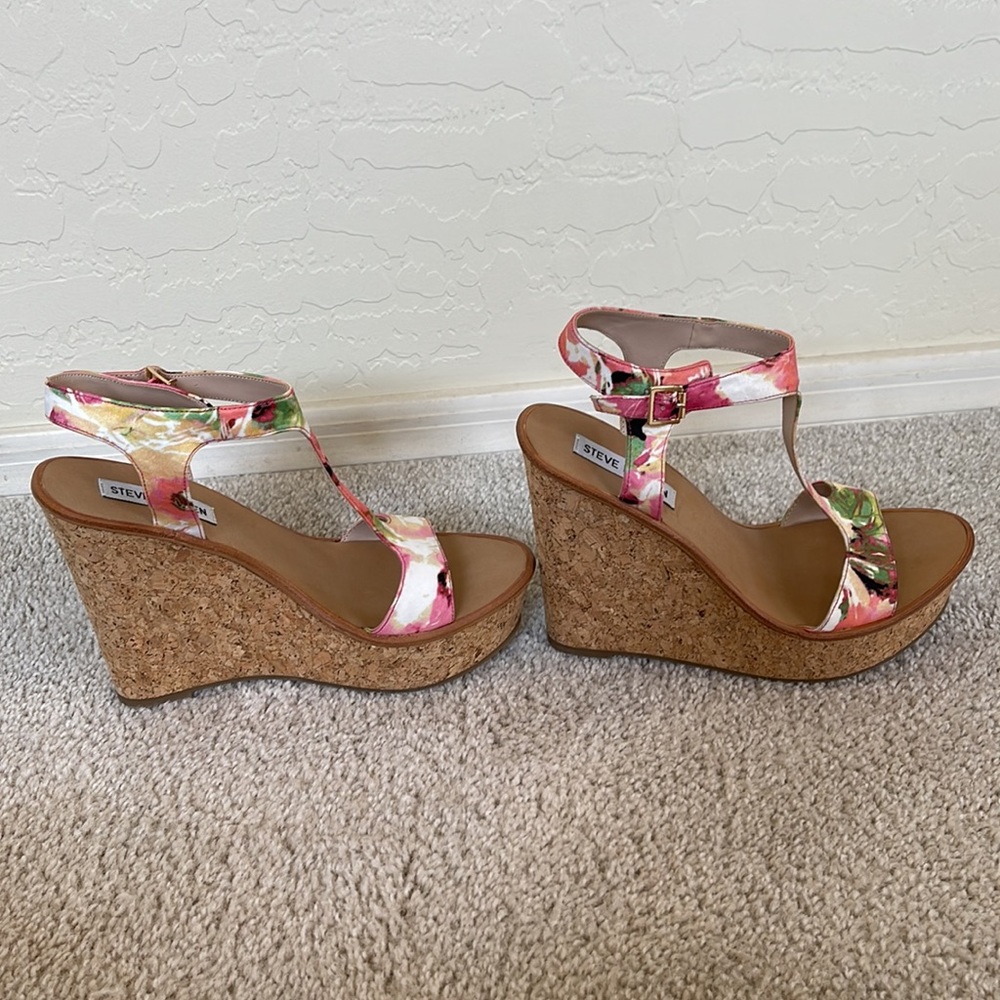Pink Floral Steve Madden Platform Wedges - Gem